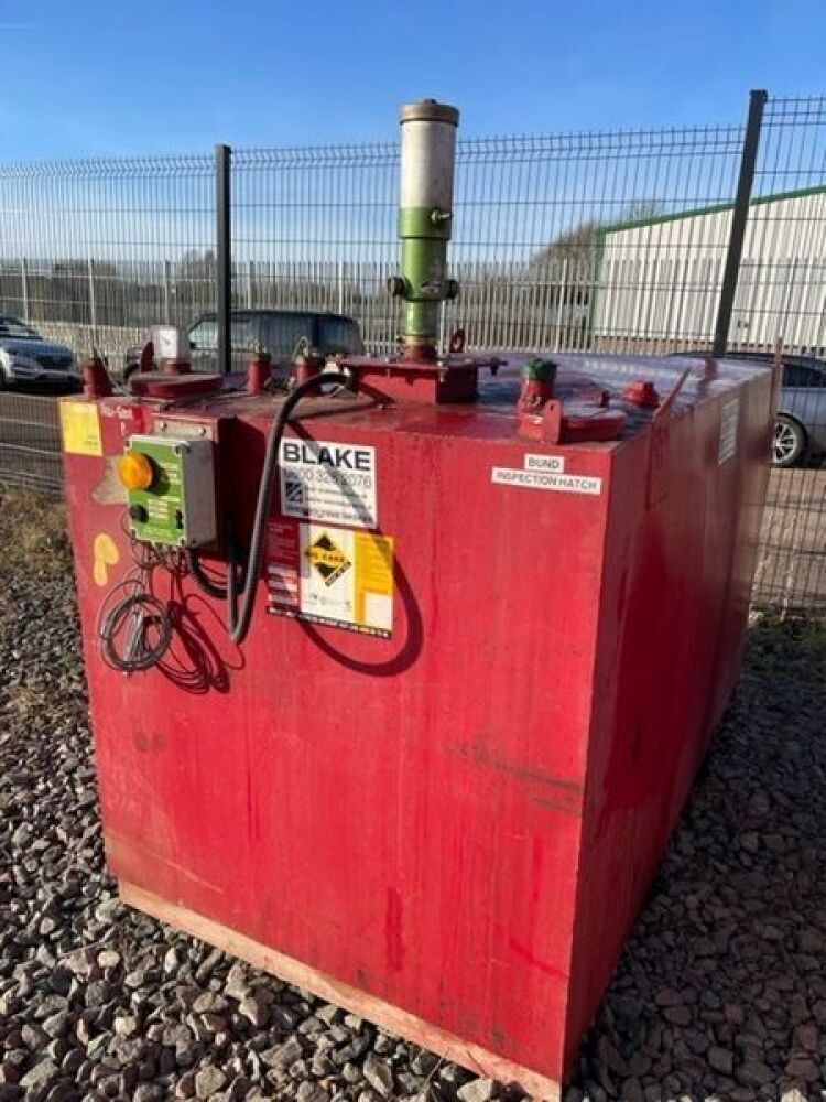 2006 Blake 2720 Litre Bunded Oil Tank | Malcolm Harrison