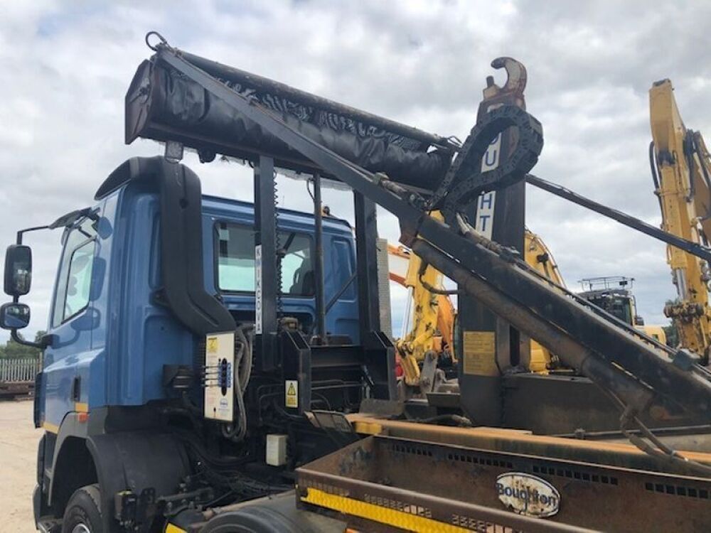 2012 DAF CF85 360 8x4 Hook Loader | Malcolm Harrison
