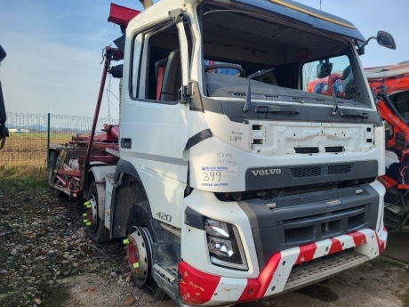 2018 Volvo FM420 8x4 Hook Loader | Malcolm Harrison