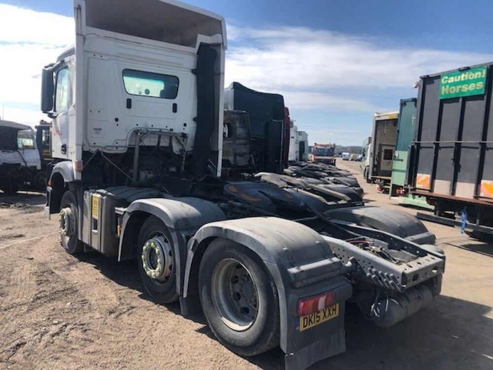 2015 Mercedes Arocs 2545 6x2 Mid Lift Tractor Unit | Malcolm Harrison