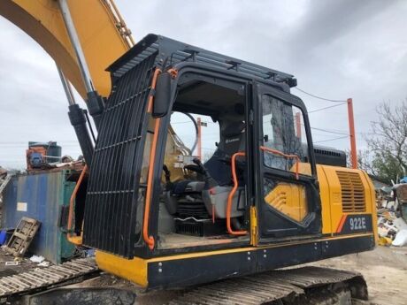2014 Liugong CLG922E Dem Spec Excavator | Malcolm Harrison